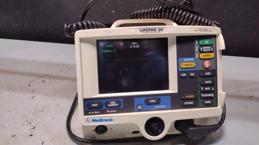 MEDTRONIC LIFEPAK 20 DEFIB WITH PACING, 3 LEAD ECG, ANALYZE, PADDLES