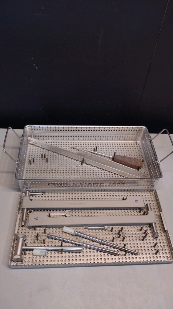SYNTHES PELVIC C-CLAMP INSTRUMENT SET