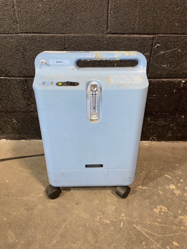 RESPIRONICS EVERFLO OXYGEN CONCENTRATOR