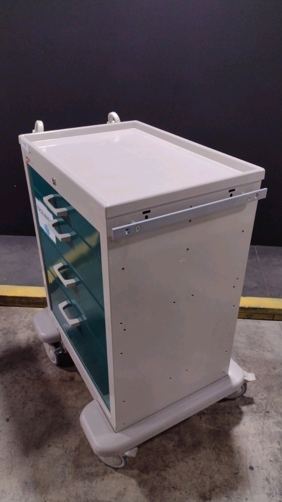 METRO BASIX CRASH CART