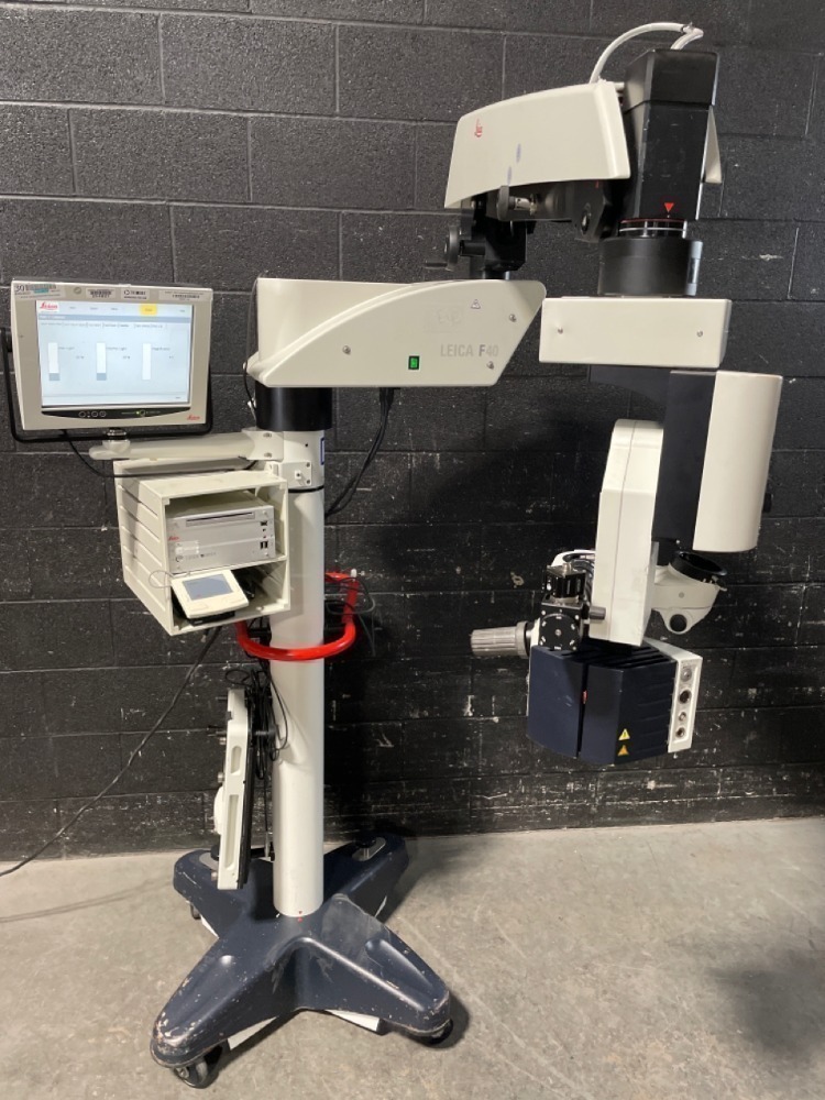 LEICA F40 SURGICAL MICROSCOPE TO INCLUDE M844 AND FOOTSWITCH