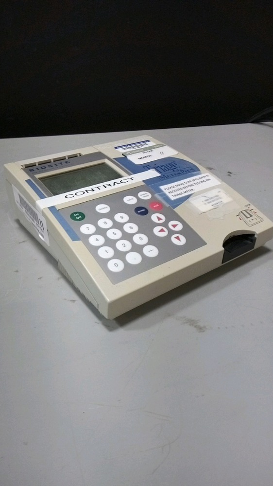 BIOSITE TRIAGE METER PLUS LAB ANALYZER