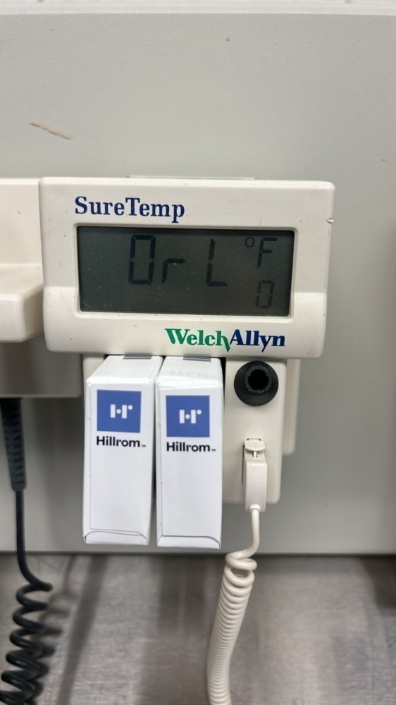 WELCH ALLYN 767 INTEGRATED WALL SYSTEM WITH DIGITAL THERMOMETER