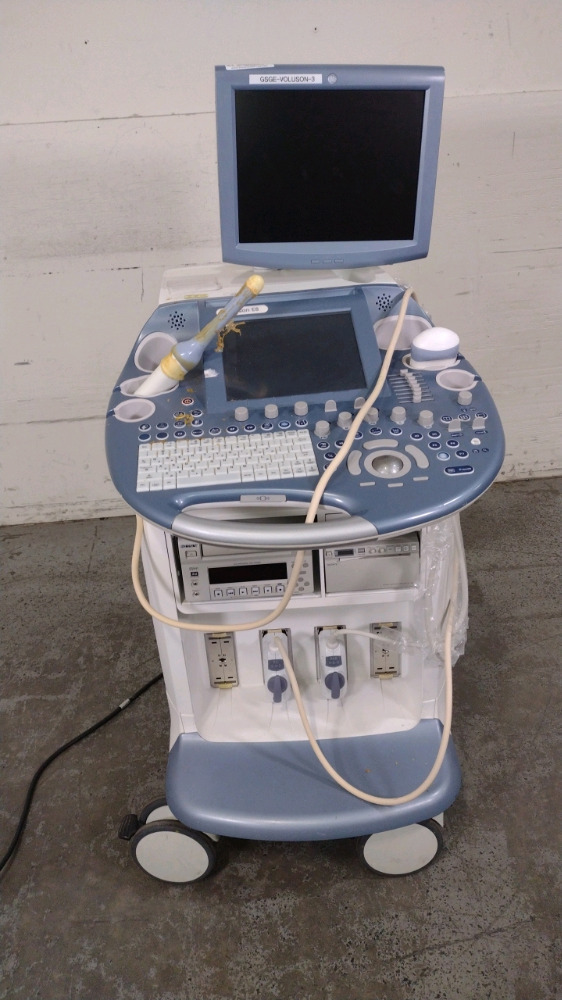 GE VOLUSON E8 ULTRASOUND SYSTEM WITH 2 PROBES (RIC 5-9-D, RAB 4-8-D)(SN ...