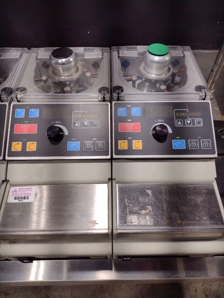 TERUMO/SARNS MODULAR 8000 BLOOD PERFUSION SYSTEM 4 ROLLER PUMPS ...