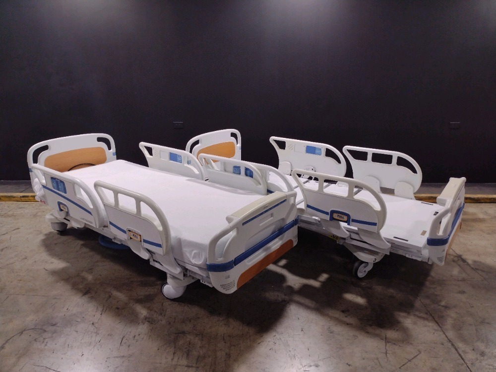 LOT OF (2) STRYKER SECURE 3002 S3 HOSPITAL BEDS WITH HEAD & FOOTBOARD ...