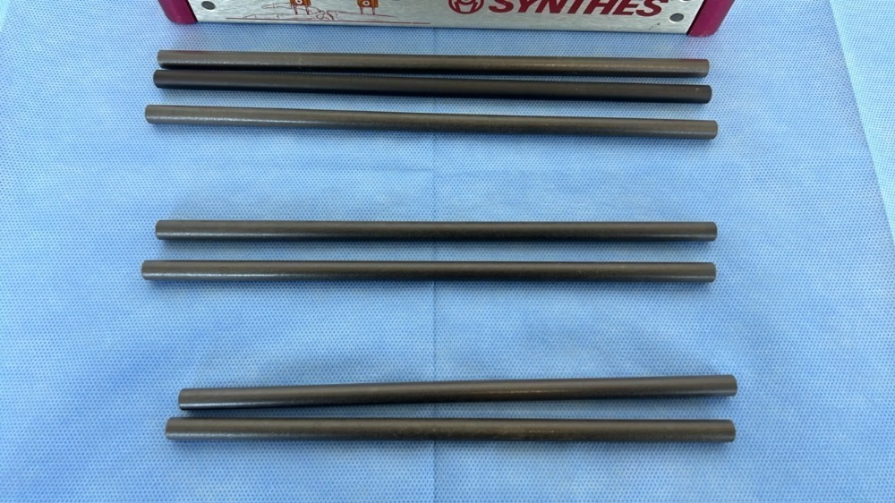 SYNTHES DISTAL RADIUS FIXATOR SET LOCATED AT 2100 DORCHESTER AVE ...