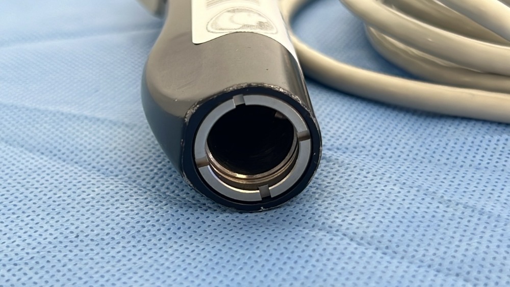 STRYKER CORE ESS X 5290-601-200 MICRODEBRIDER HANDPIECE LOCATED AT 2100 DORCHESTER AVE ...