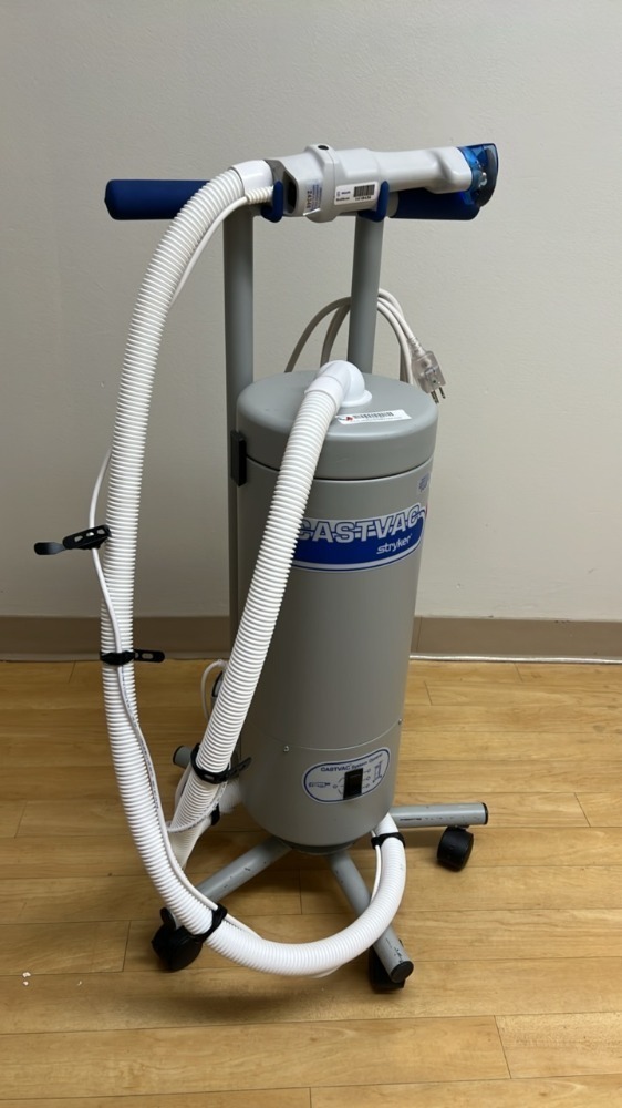 STRYKER CASTVAC 0986-000-000 CAST VACUUM WITH CAST SAW ON CART LOCATED ...