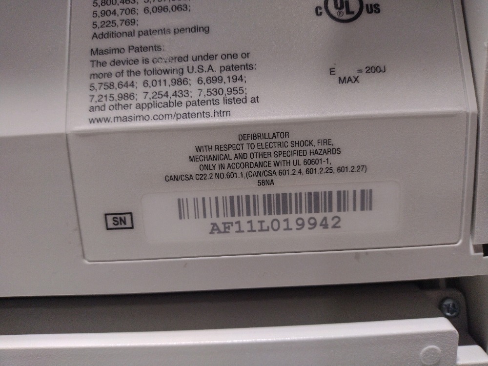 ZOLL R-SERIES ALS DEFIB WITH PACING, 12 LEAD ECG, SPO2, CO2, ANALYZE