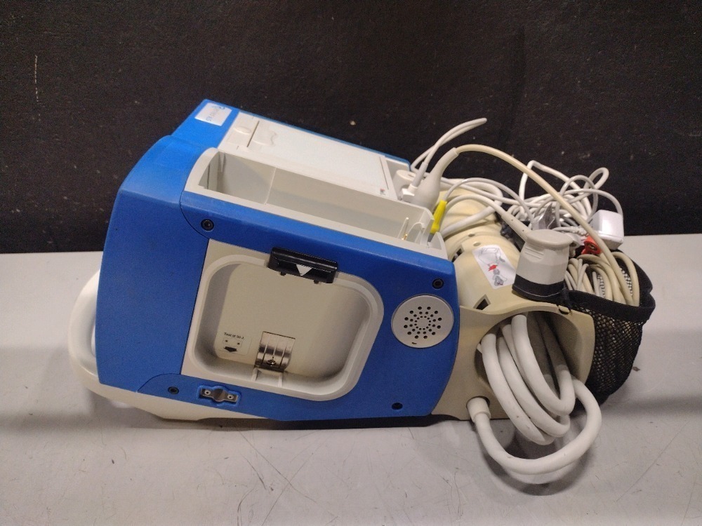 ZOLL R-SERIES ALS DEFIB WITH PACING, 12 LEAD ECG, SPO2, CO2, ANALYZE