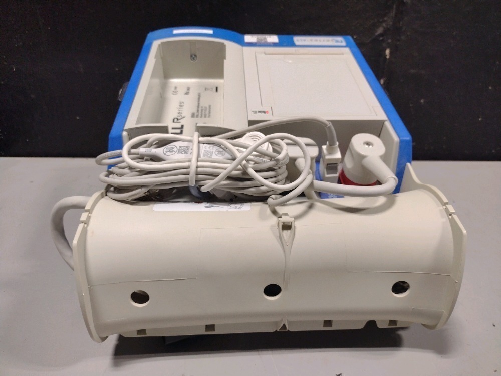 ZOLL R-SERIES ALS DEFIB WITH PACING, 12 LEAD ECG, SPO2, CO2, ANALYZE