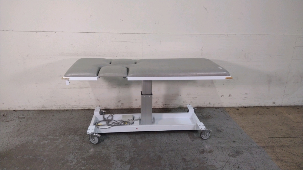 HERITAGE MEDICAL 2000 ULTRASOUND TABLE WITH HAND CONTROL