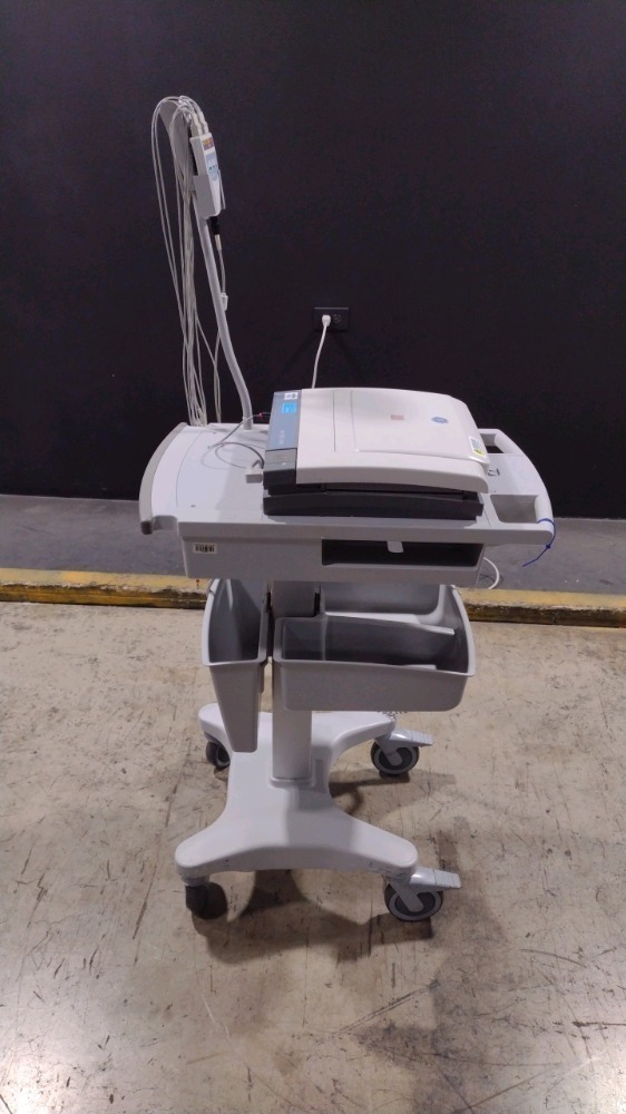 GE MAC 5500 HD ECG/EKG MACHINE