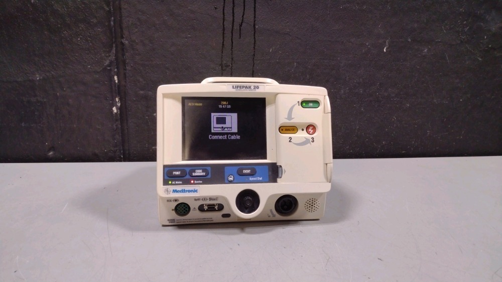 MEDTRONIC/PHYSIO-CONTROL LIFEPAK 20 BIPHASIC DEFIB WITH PACING, 3 LEAD ...