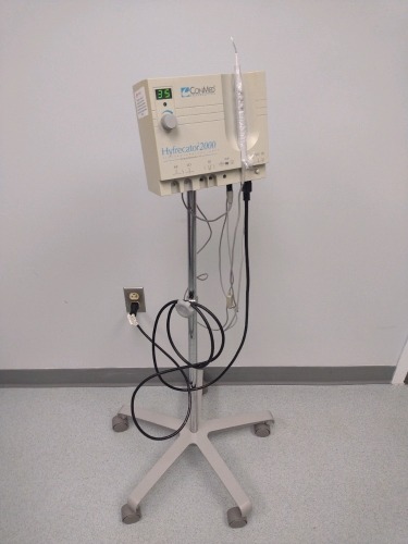 CONMED HYFRECATOR 2000, REF: 7-900-115 ELECTROSURGICAL UNIT ON CART