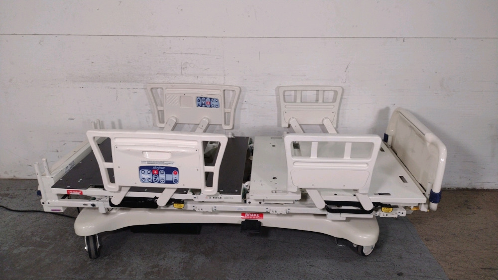 STRYKER EPIC 2030 HOSPITAL BED