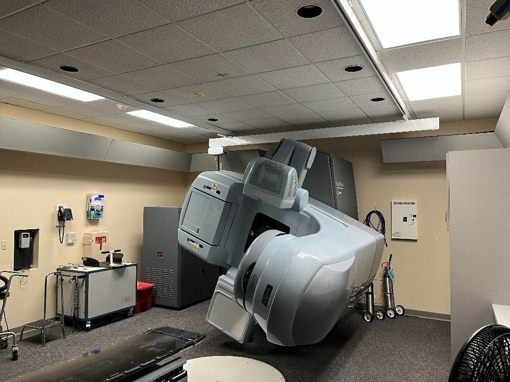 2011 Varian Clinac IX Linear Accelerator