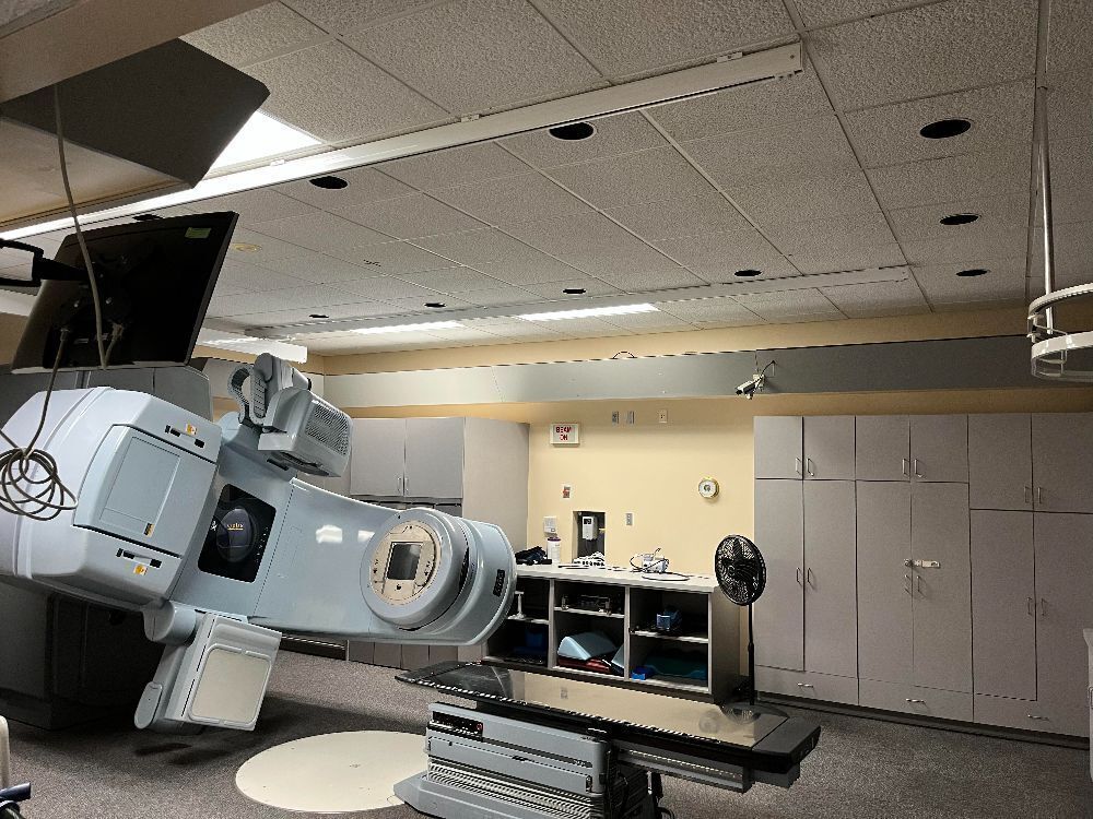 2011 Varian Clinac IX Linear Accelerator