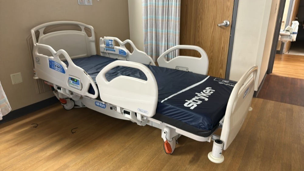 HILL-ROM ADVANTA 2 HOSPITAL BED, PL LOCATED AT: 1 MEDICAL CENTER BLVD ...
