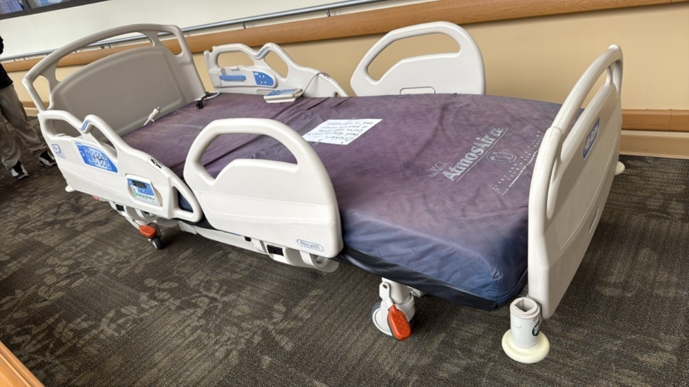 HILL-ROM ADVANTA 2 HOSPITAL BED, PL LOCATED AT: 175 E CHESTER PIKE ...