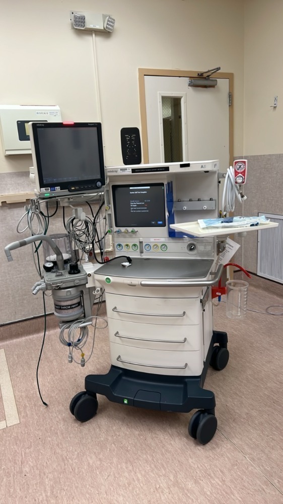 MINDRAY A5 ANESTHESIA MACHINE W/ MINDRAY PASSPORT 17M PATIENT MONITOR ...