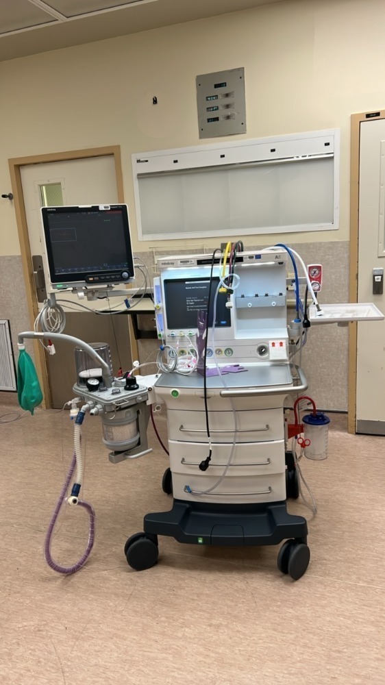 MINDRAY A5 ANESTHESIA MACHINE W/ MINDRAY PASSPORT 17M PATIENT MONITOR ...