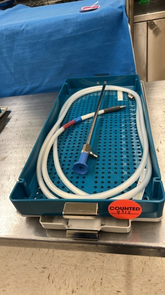 STRYKER 0 DEGREE 10MM RIGID SCOPE WITH FIBER OPTIC LIGHT CABLE