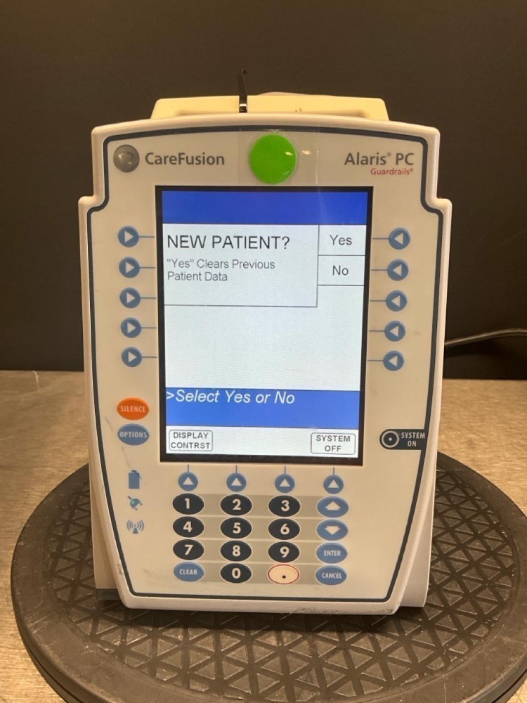 CAREFUSION ALARIS PC 8015 POINT OF CARE UNIT