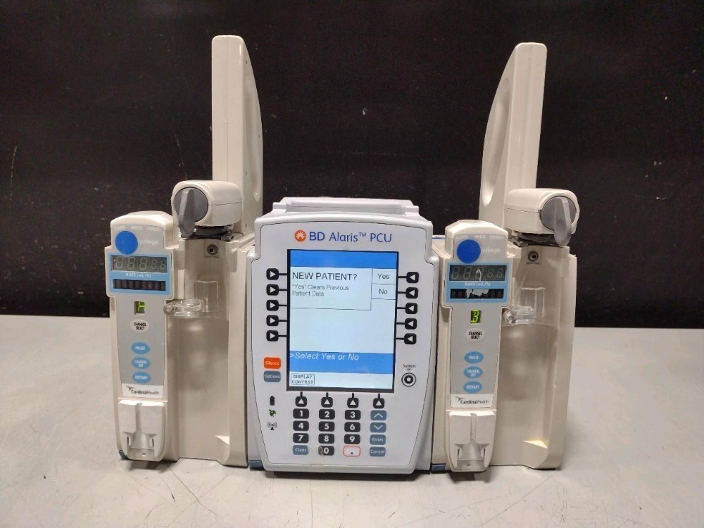 ALARIS PCU 8015 SERIES INFUSION PUMP WITH 8110 SYRINGE PUMPS