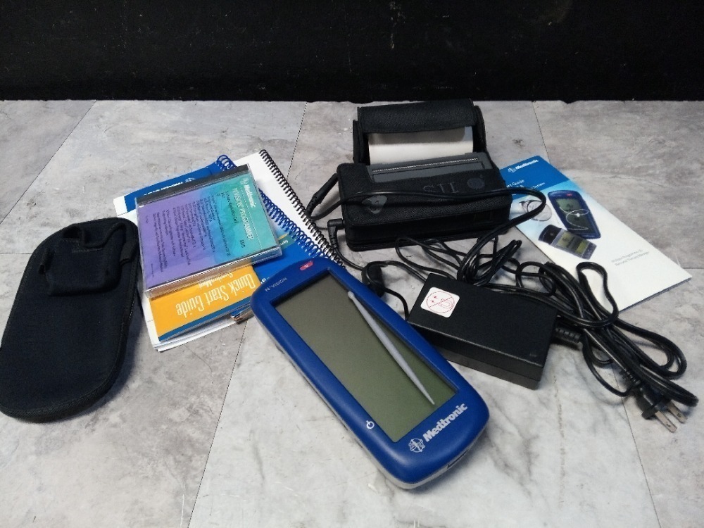 MEDTRONIC NVISION 8840 PROGRAMMER WITH CASE