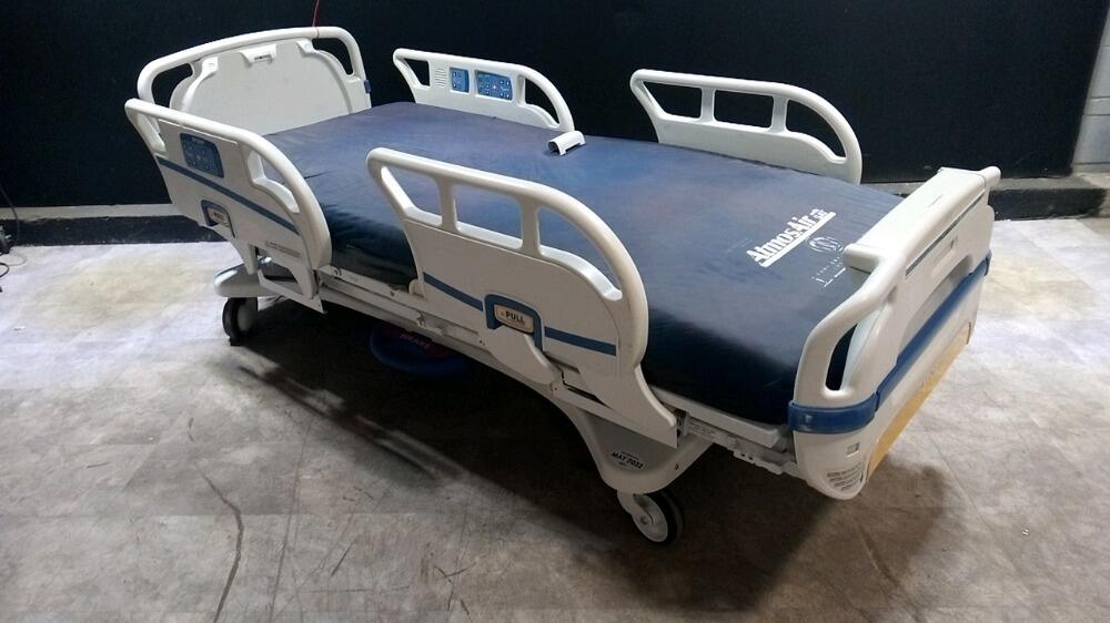STRYKER 3002 S3 HOSPITAL BED WITH HEAD & FOOTBOARD (CHAPERONE WITH ZONE ...