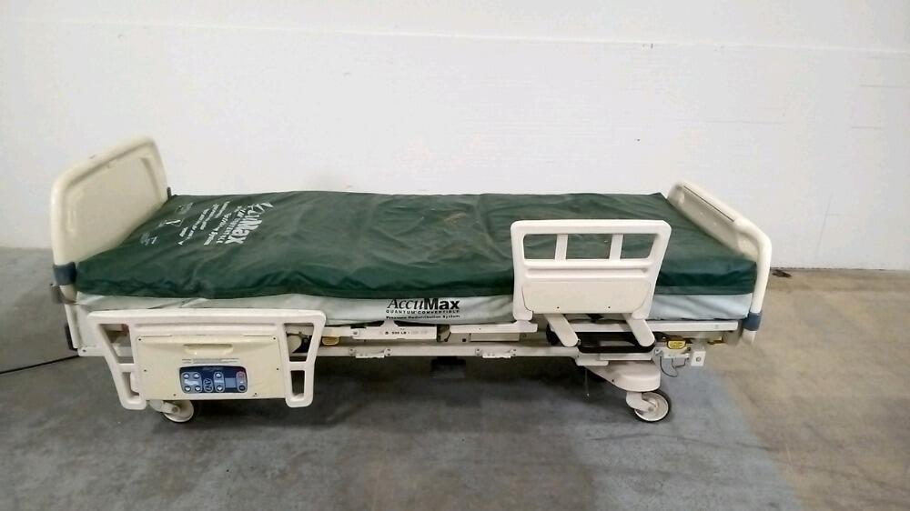 STRYKER EPIC 2030 (SQUARE RAILS) HOSPITAL BED WITH HEAD AND FOOT BOARDS ...