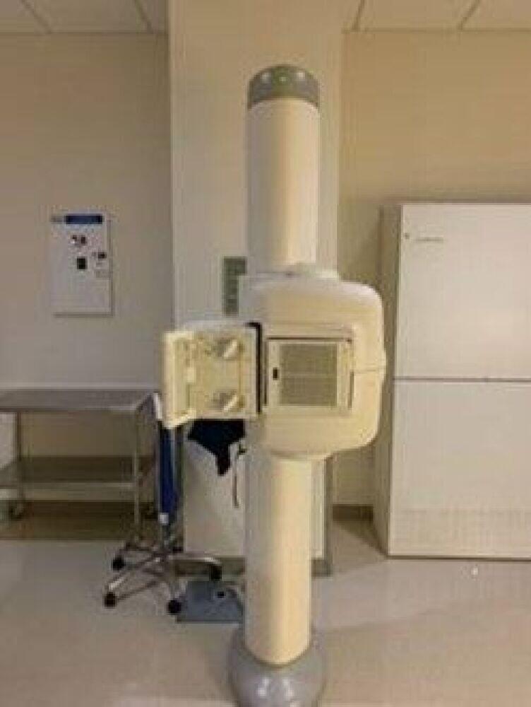 2004 GE GDXR Advantx Upright Chest X-Ray
