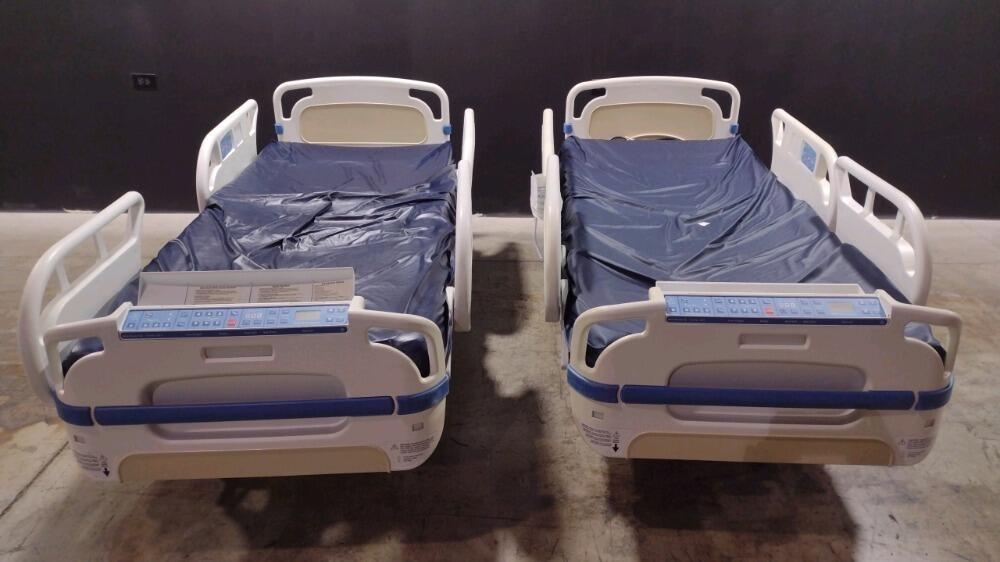 LOT OF STRYKER SECURE 3002 S3 HOSPITAL BEDS WITH HEAD & FOOTBOARD ...